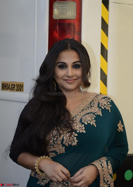 Vidya Balan looks super cute in Green saree - Bollywood Actress Telugu ...