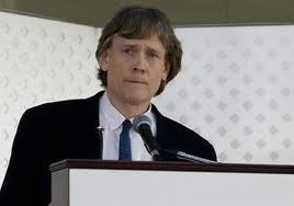 Historia de David Kenneth Roy Thomson | Historias de Grandes Exitos ...