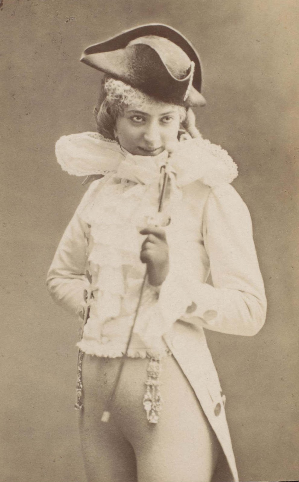 Spencer Alley: Portraits by Félix Nadar, 19th century II