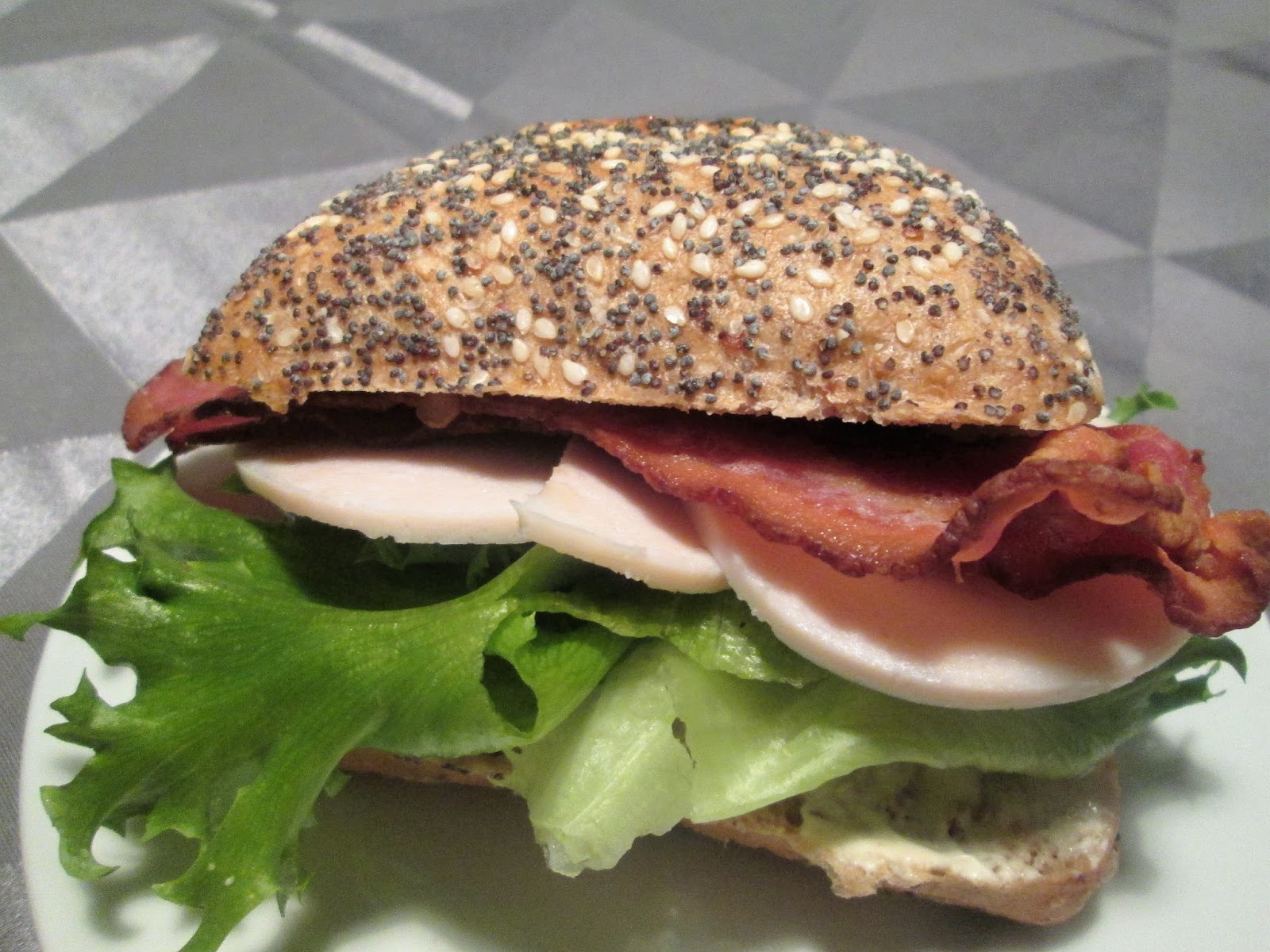 En verden af smag!: Sandwich med Kylling, Bacon og Mangochutney