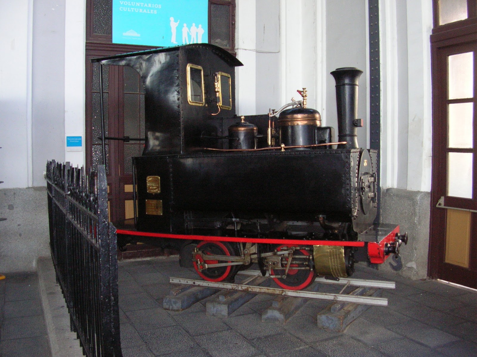 Renfe serie 443 "platanito" un tren basculante y singular