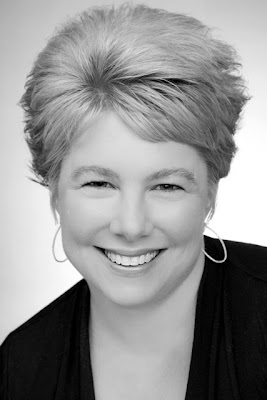 Playing The Barn: Amy Poirier Gets a Gold Star as Endearing Paulette