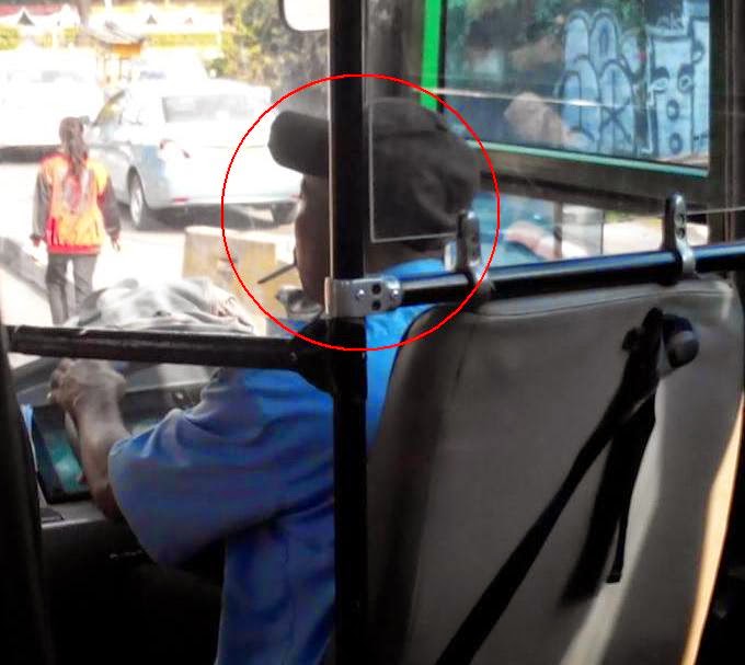 Supir Bis, Kondektur, dan Penumpang Merokok di Dalam Bis |Info Zaman