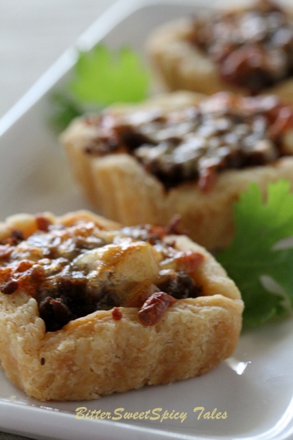 BitterSweetSpicy: Mini Pizza Pie