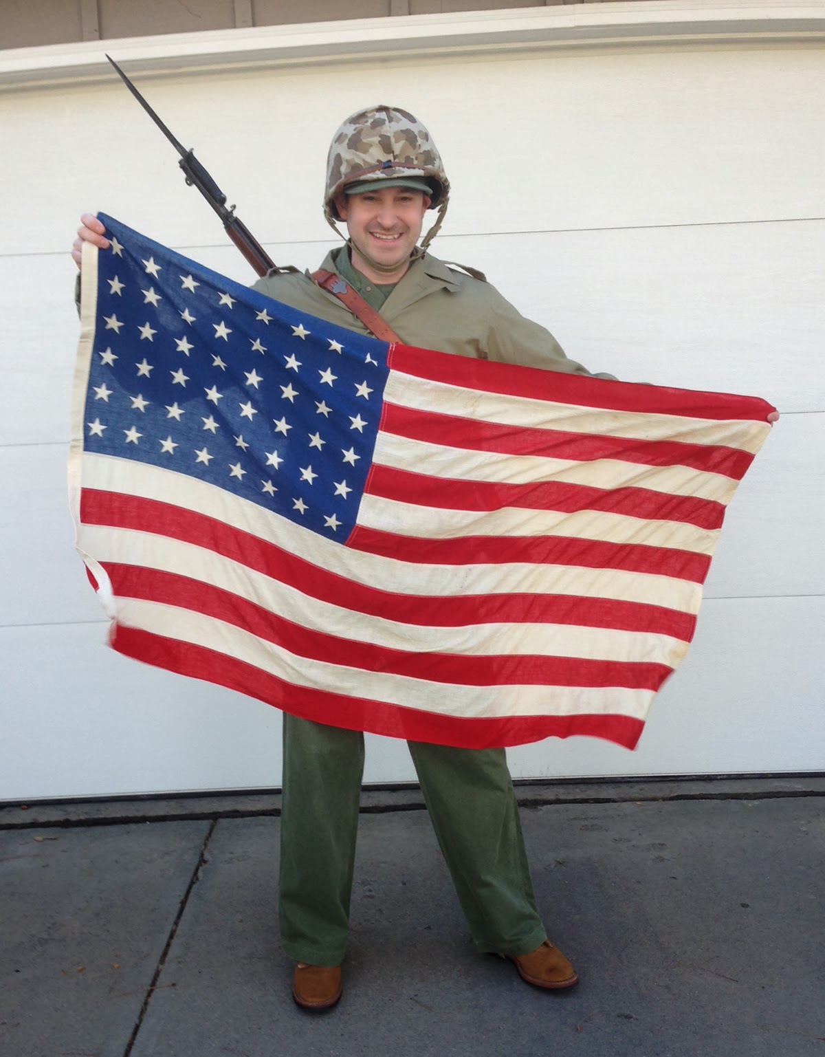 The Indianhead: February Uniform of the Month - Iwo Jima Flag Raiser