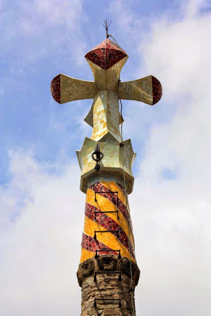 BARCELONA GAUDI: TORRE BELLESGUARD ~ Beautiful places of Barcelona and ...