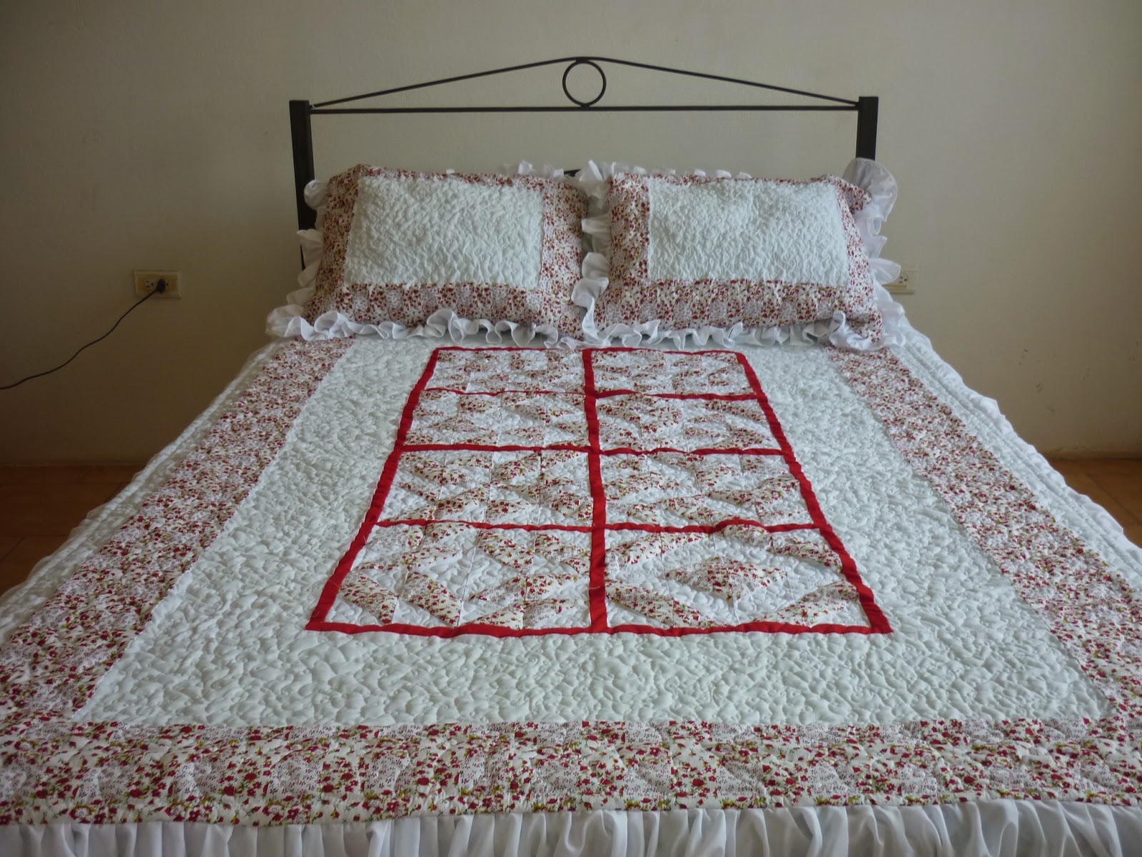 EDREDONES DE PATCHWORK Y ALGO MAS: Edredón de Patchwork y Algo más.