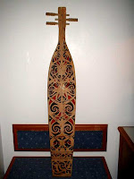 Alat Musik tradisional Kecapi Khas Kalimantan Tengah Palangkaraya