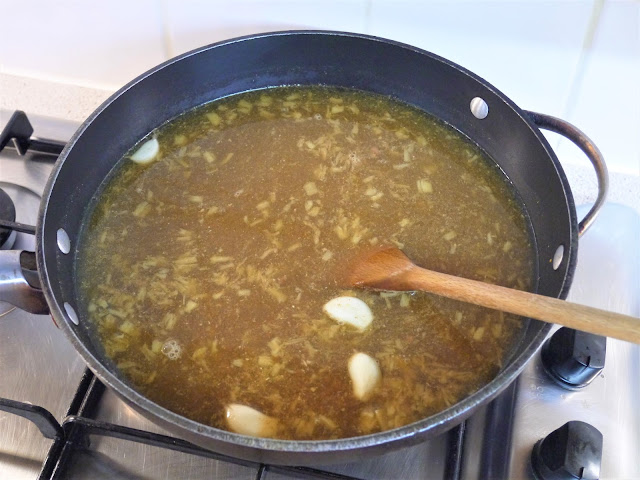 This Muslim Girl Bakes: Brown Daal.