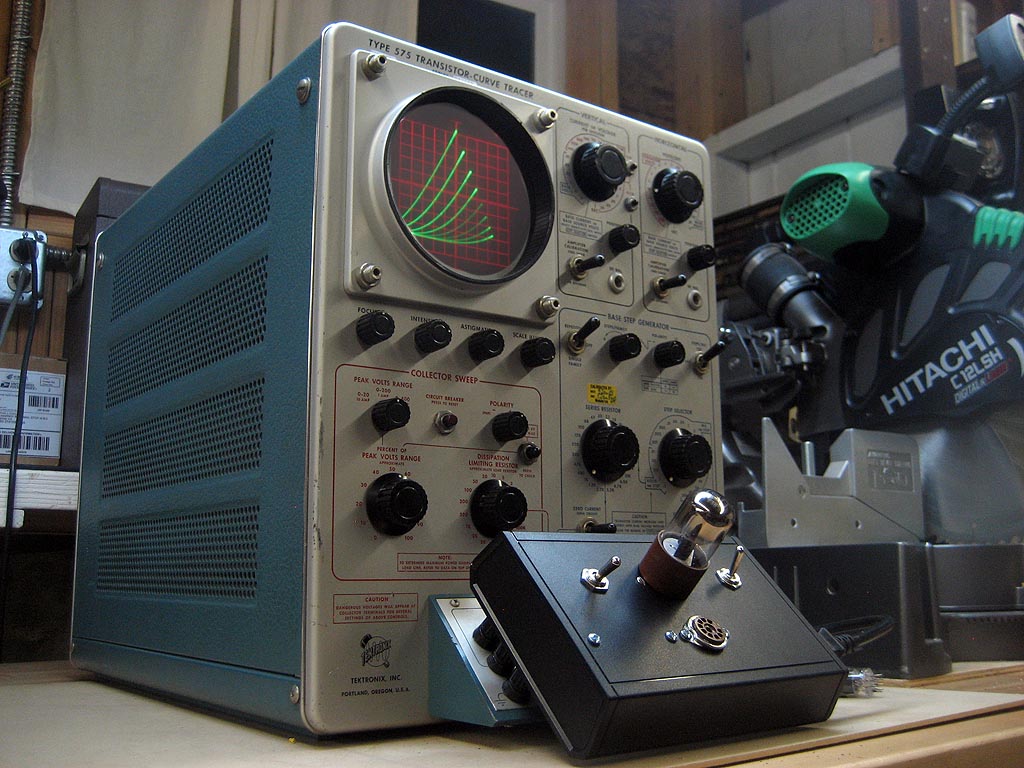 Glydeck: Testing Dual Triodes with the Tek 575