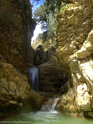 Canyoning - Caving: Φαράγγι Κοροβέσου, Κατσανοχώρια, Ήπειρος
