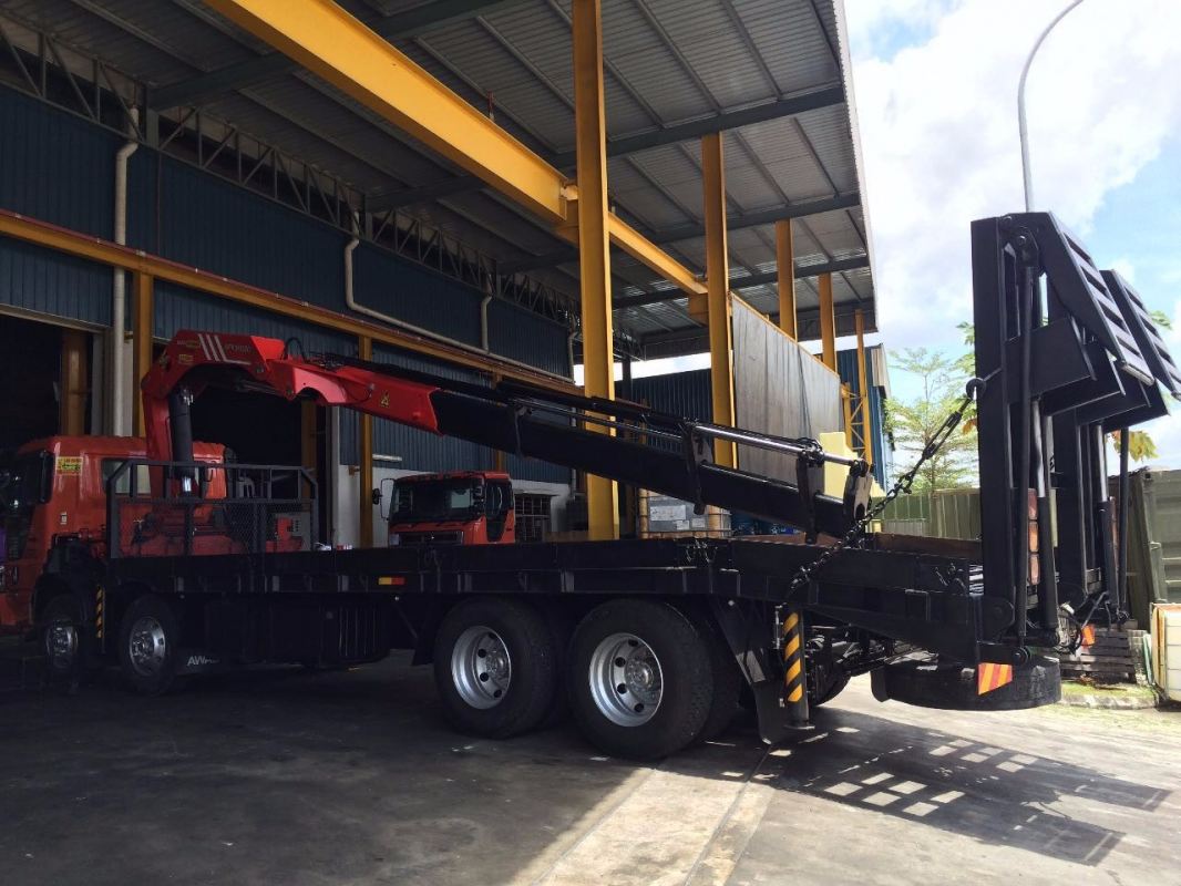 Unique Truck & Trailer: High - End Lorry Repair at Johor Bahru