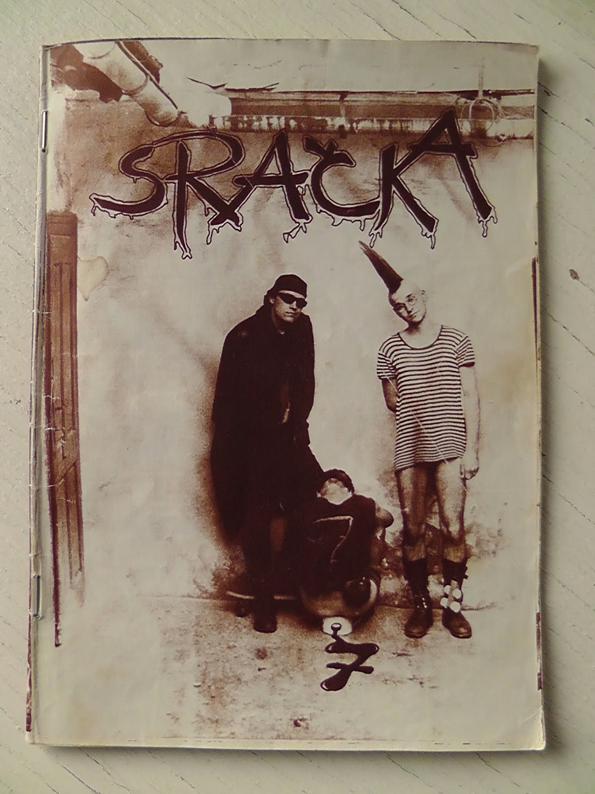 Muzika - Komunika: Sračka č. 7 /fanzin/ (1990)