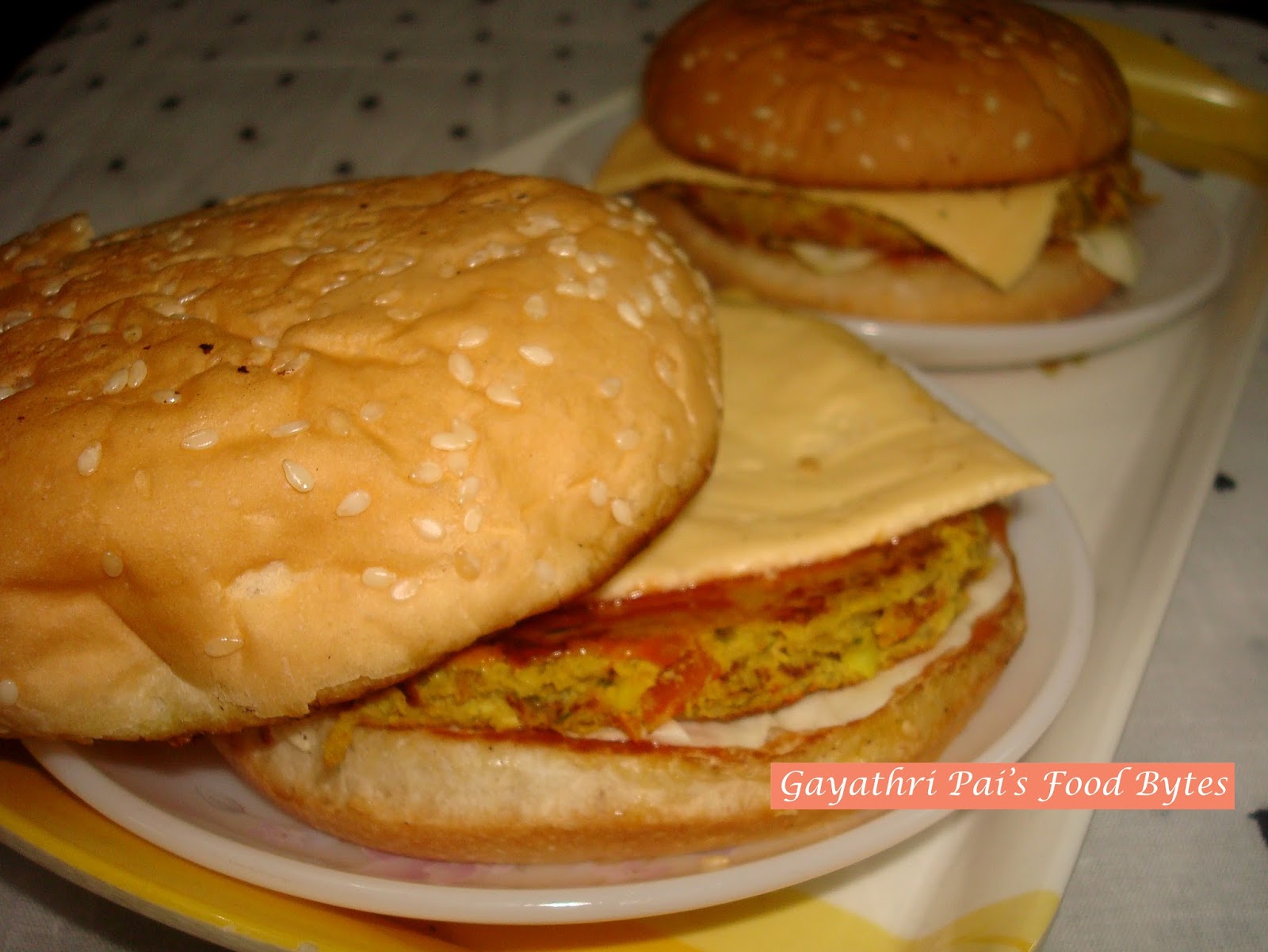 Gayathri Pai's Food Bytes: Masala Egg Burger.