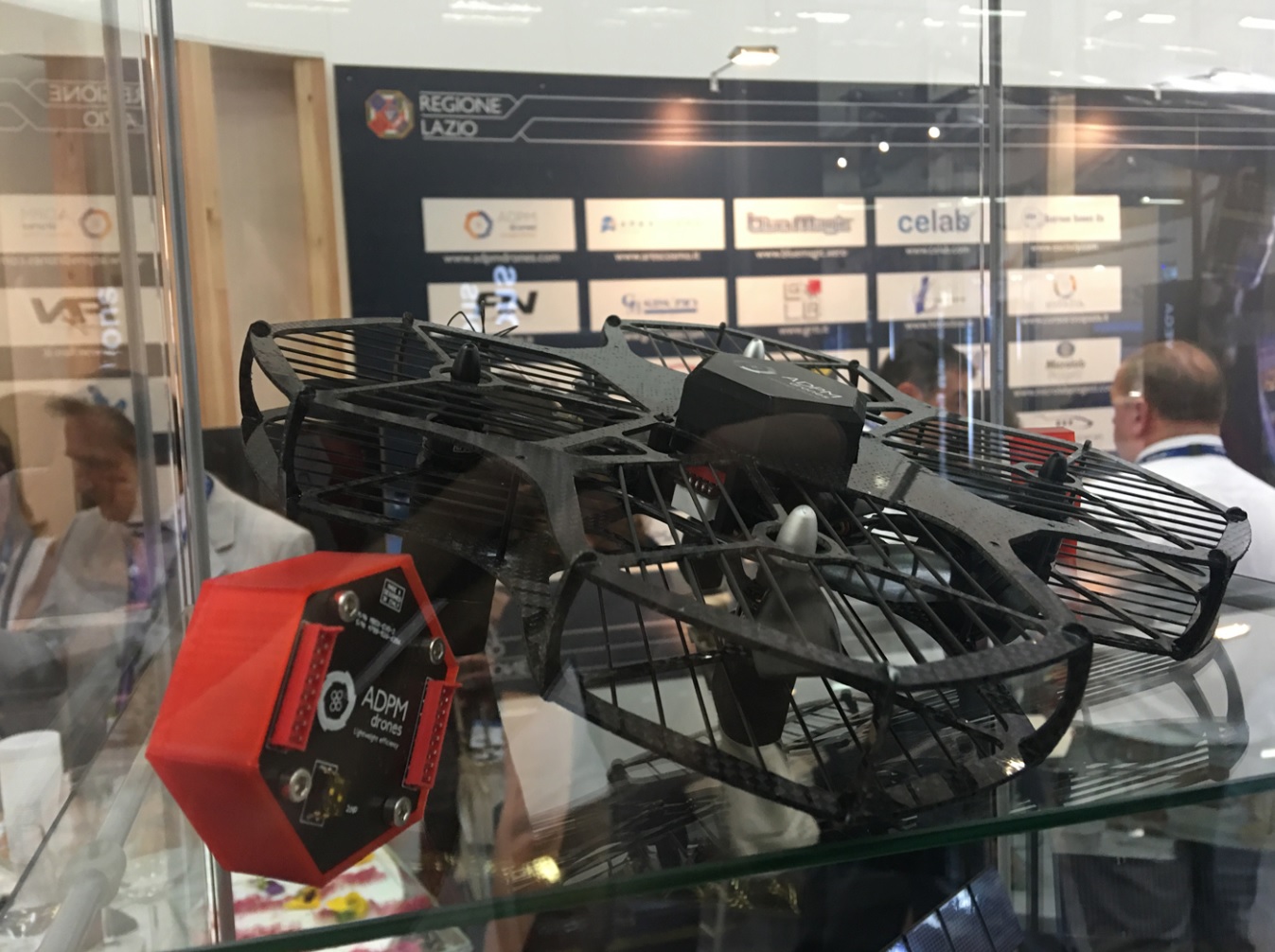 ADPM Drones mostra i suoi nuovi droni da 300 grammi al Paris Air Show 2017 | Quadricottero News
