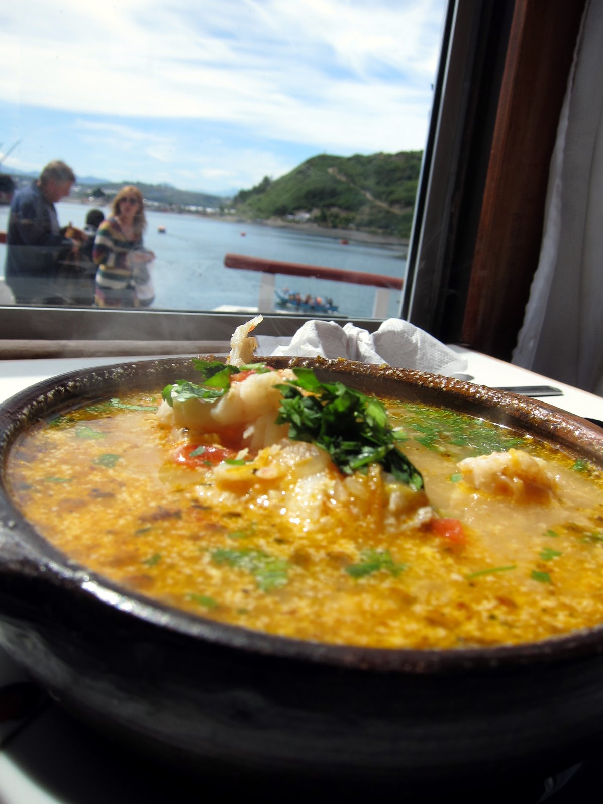 SALPICON DE NANNO: caldillo de congrio