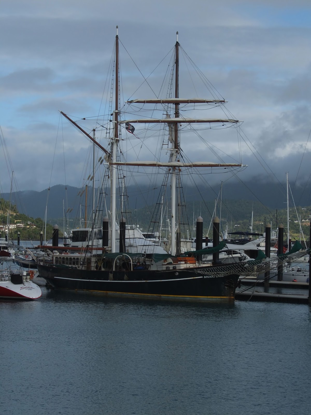 Canadian Sheila: Sailing in the Whitsundays!