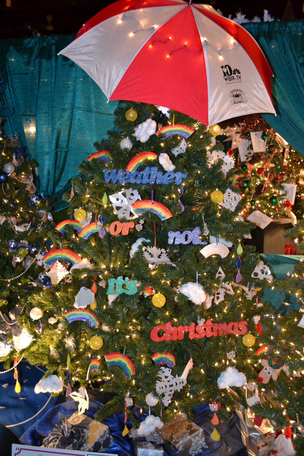 Life, Love, and Roses: ... And now its time for Christmas