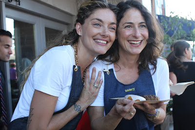 Domestic Divas Blog: New Restaurant Opening: Fonuts Reinvents the Doughnut