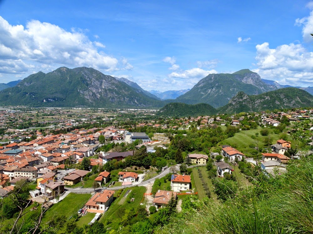 Le montagne alle quali appartengo: Spigolo del Glemine (710 m.s.l.m.)