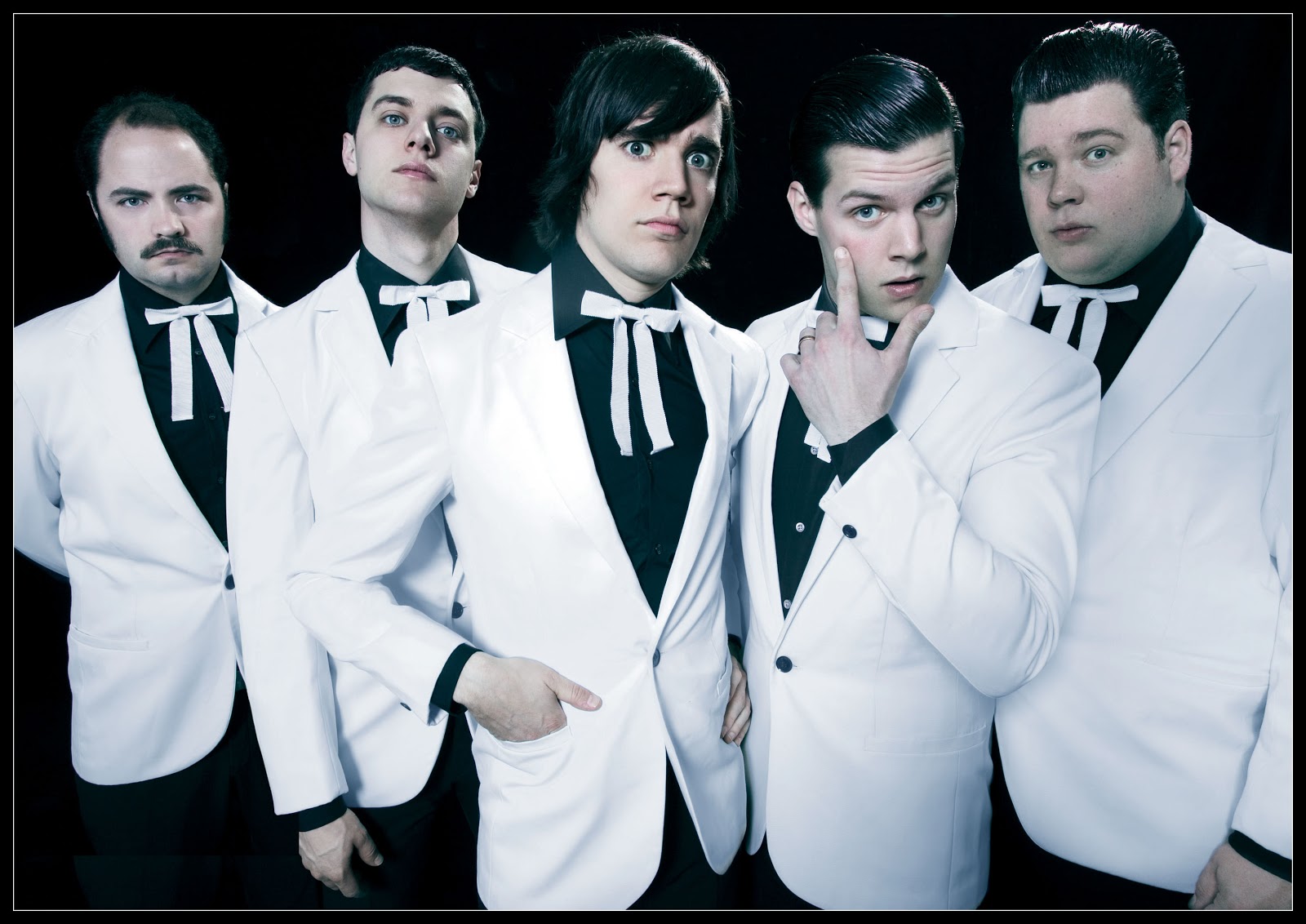 Lados Mag: THE HIVES - “Lex Hives” Lados Mag: THE HIVES - “Lex Hives”