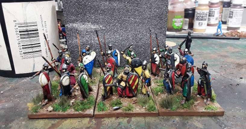 A Wash Of Bourbon: HAT El Cid Spanish infantry 1/72 figures