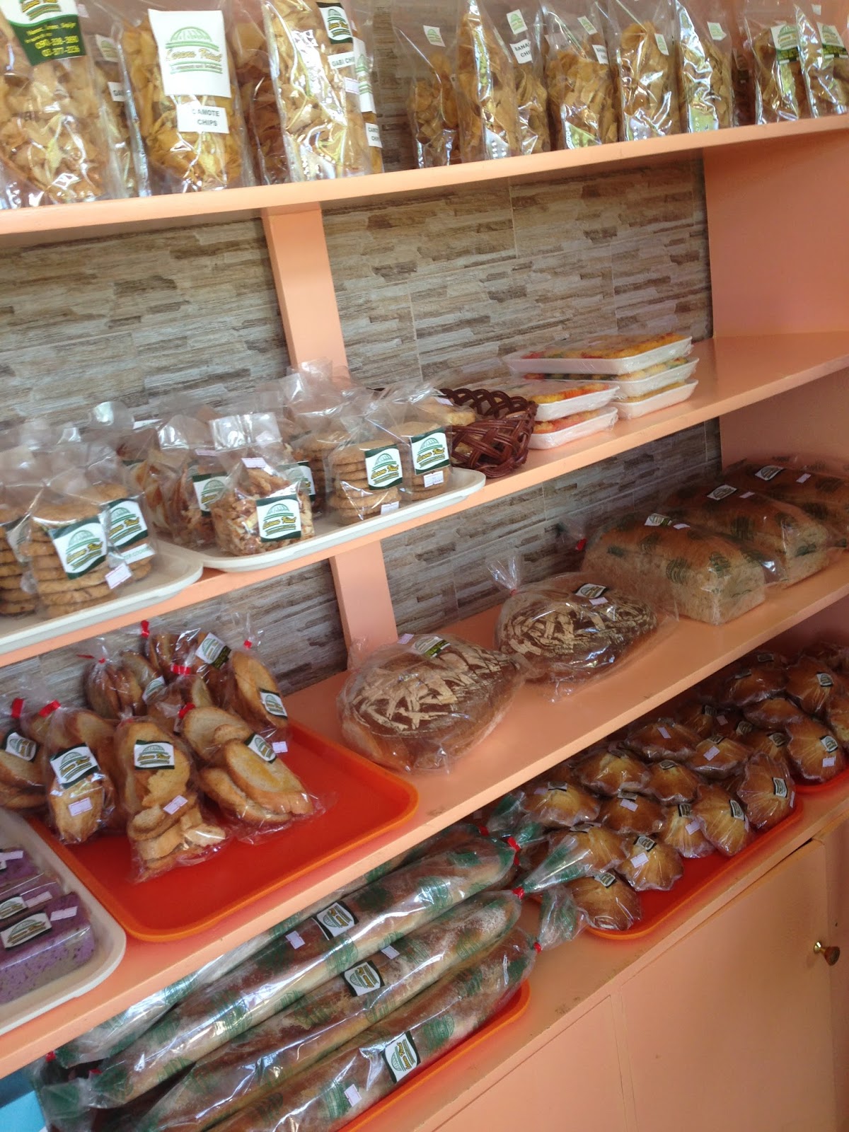 A Taste of Larena’s Triad Restaurant in Siquijor for Lunch