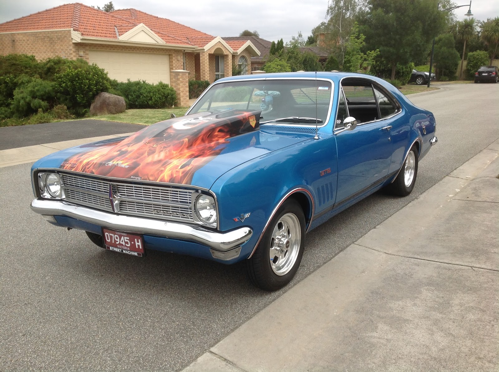 PearlCraft: HK Monaro Custom