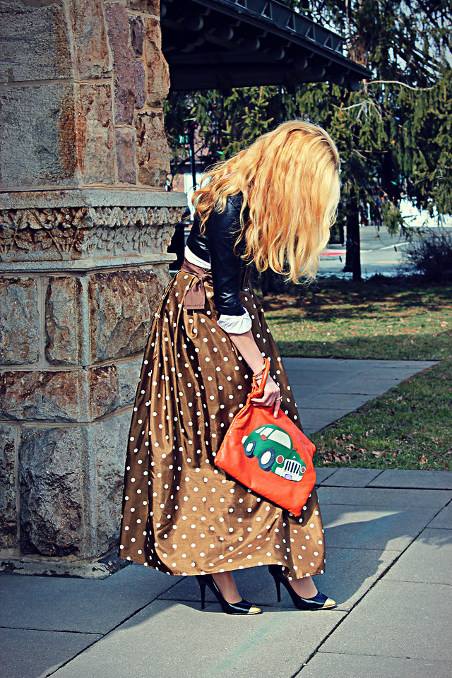 To bow or not to bow