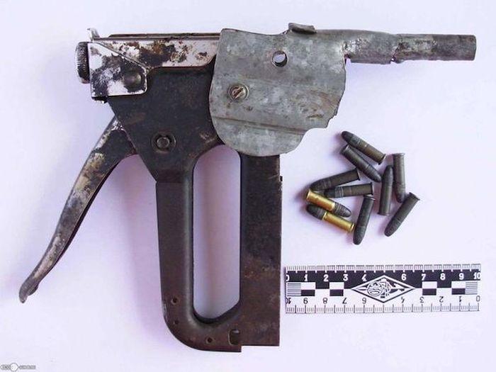 KREATIF! - Koleksi senjata api yang di buat sendiri oleh penjenayah (20 ...