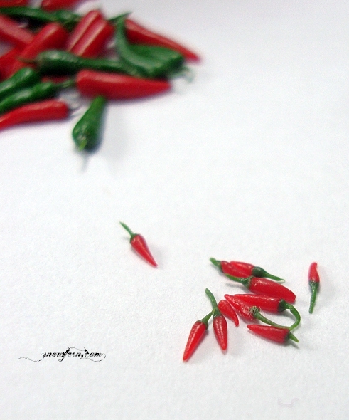 Snowfern Clover - miniature foods 1:12, 1:24 & 1:48 dollhouse scale: RCHP