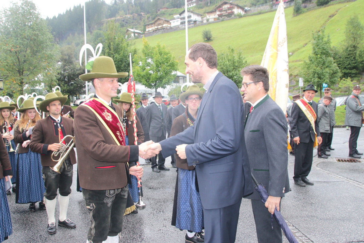 OBERPINZGAU - PREISE DEN HERRN: Begrüßung von Pfarrer Christian Walch ...