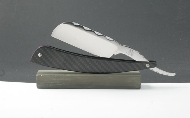 A Razors Tale: Custom Straight Razors