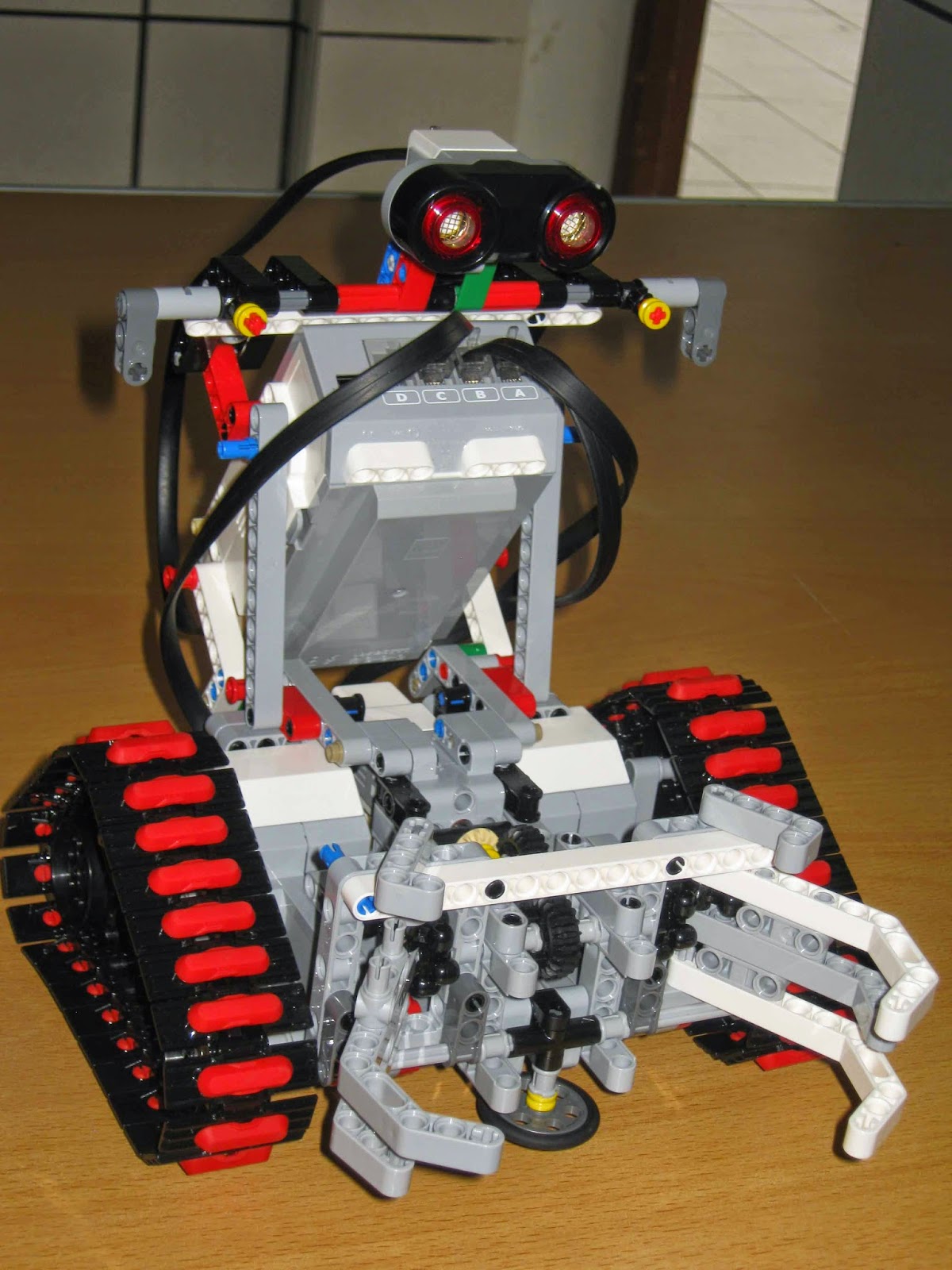 ROBÓTICA CON LEGO: 2015