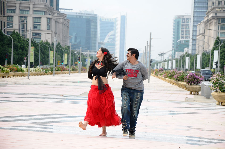 ADHINAYAKUDU MOVIE STILLS , BALA KRISHNA LAKSHMI RAI ADHINAYAKUDU ...