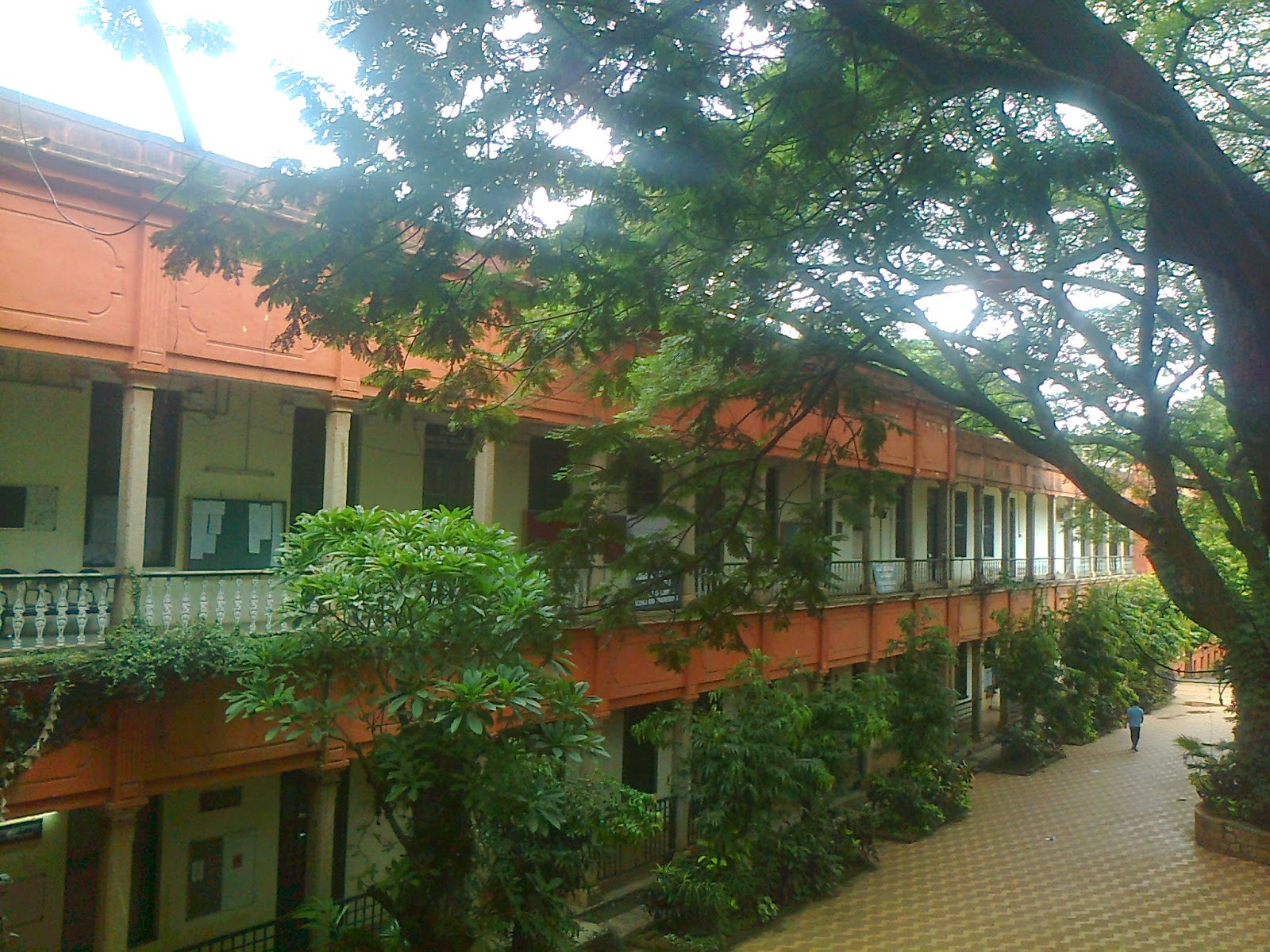 Picture Perfect: UNIVERSITY VISVESVARAYA COLLEGE OF ENGINEERING(UVCE ...