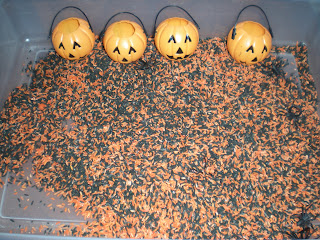 Halloween Coloured Rice - Play Through The Day