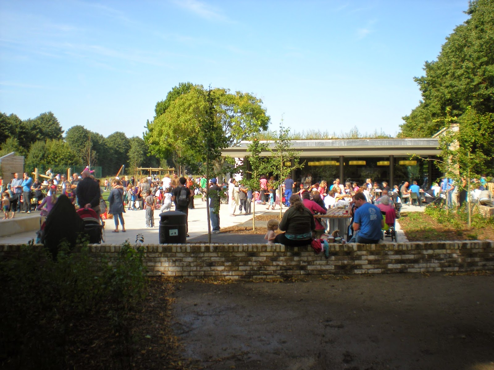 Waltham Forest - Our Community: Tender for the cafe in Lloyd Park