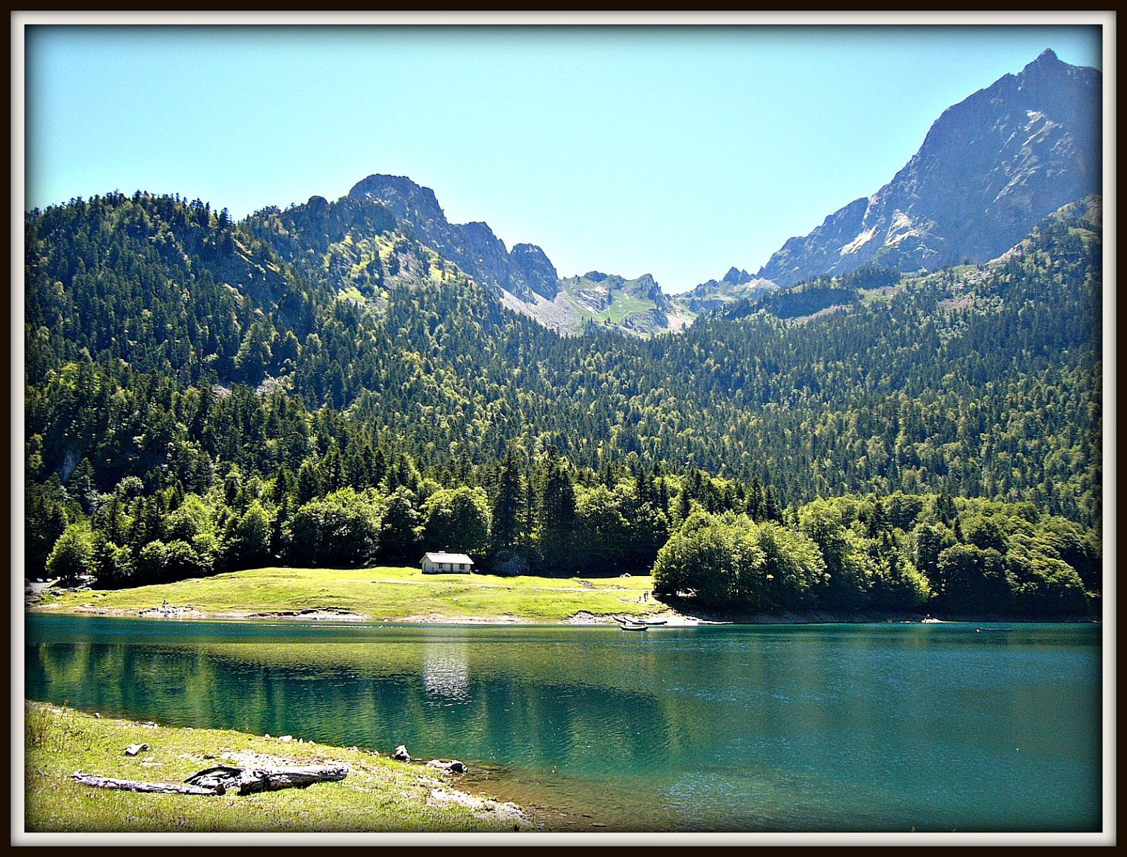 LAGO DE ROUMASSOT. VALLE DE OSSAU