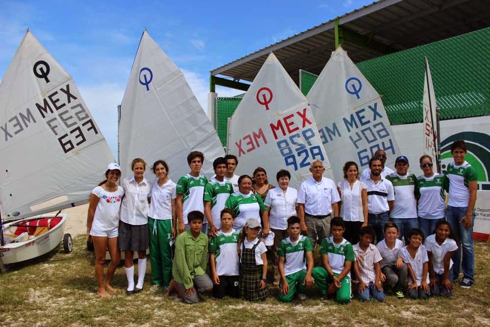LO MEJOR DE PROGRESO: IDEY e ISSTEY ENTREGAN SEIS EMBARCACIONES