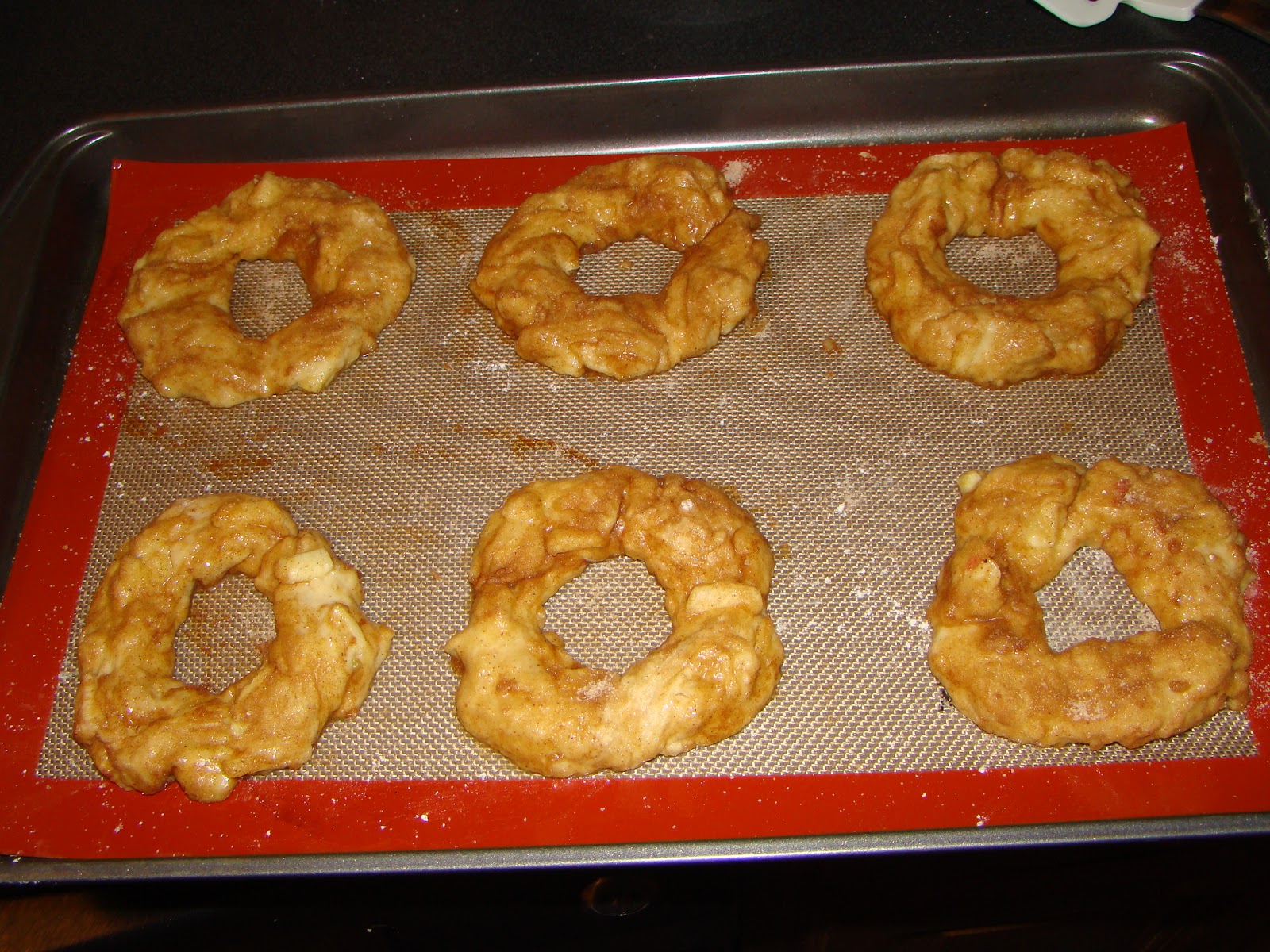 HoneyBeeHive: Welcome To Mama's Flat Doughnut Shop