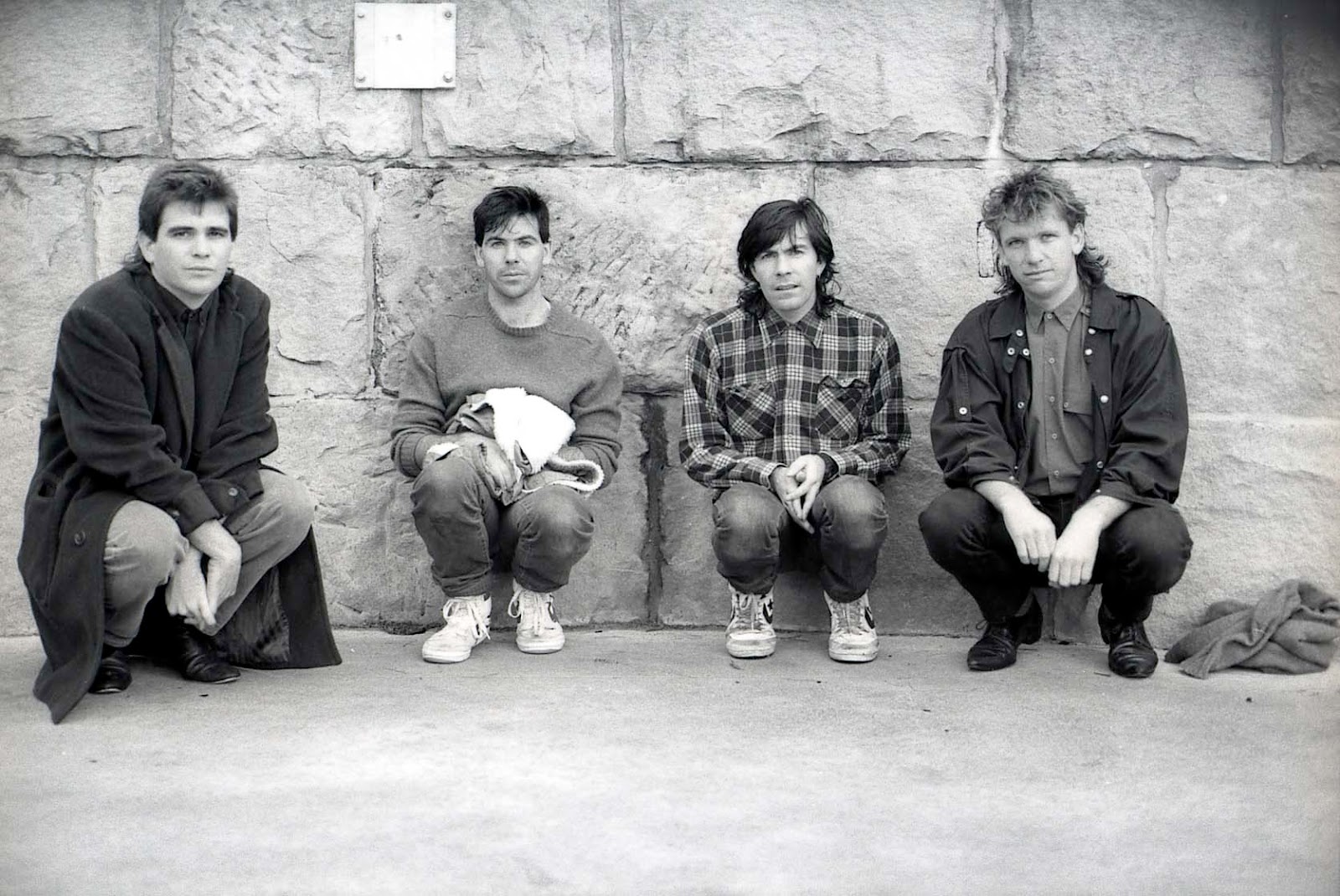 HISTORY OF AUSTRALIAN MUSIC FROM 1960 UNTIL 2000: February 2016