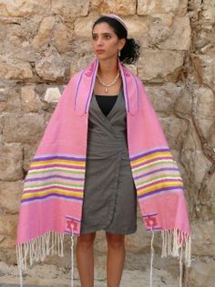 BIBLE STUDY : RAHASIA JUBAH DOA '' TALLIT'' YAHUDI DAN KISAH YESUS ...