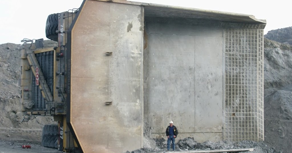 Mining Mayhem: 797 Rollover