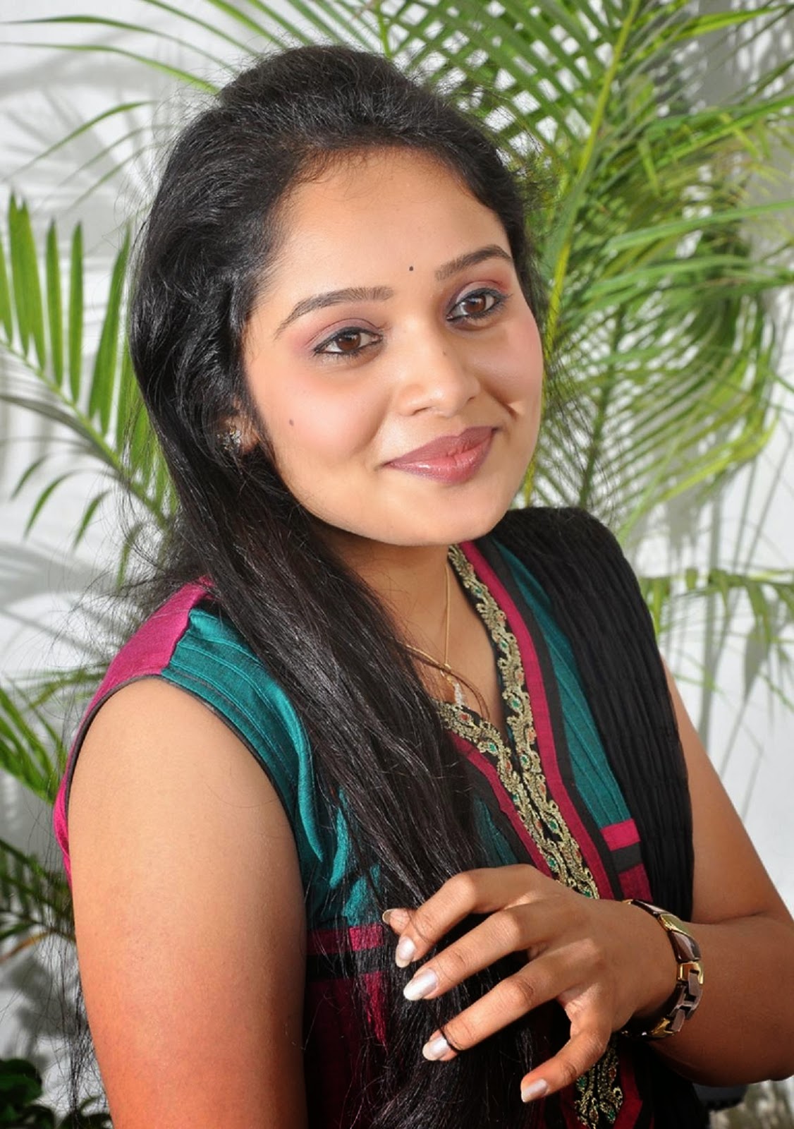 TAMIL STARS HD WALLPAPERS DOWNLOAD: Advaitha Hd Wallpaper Free Download