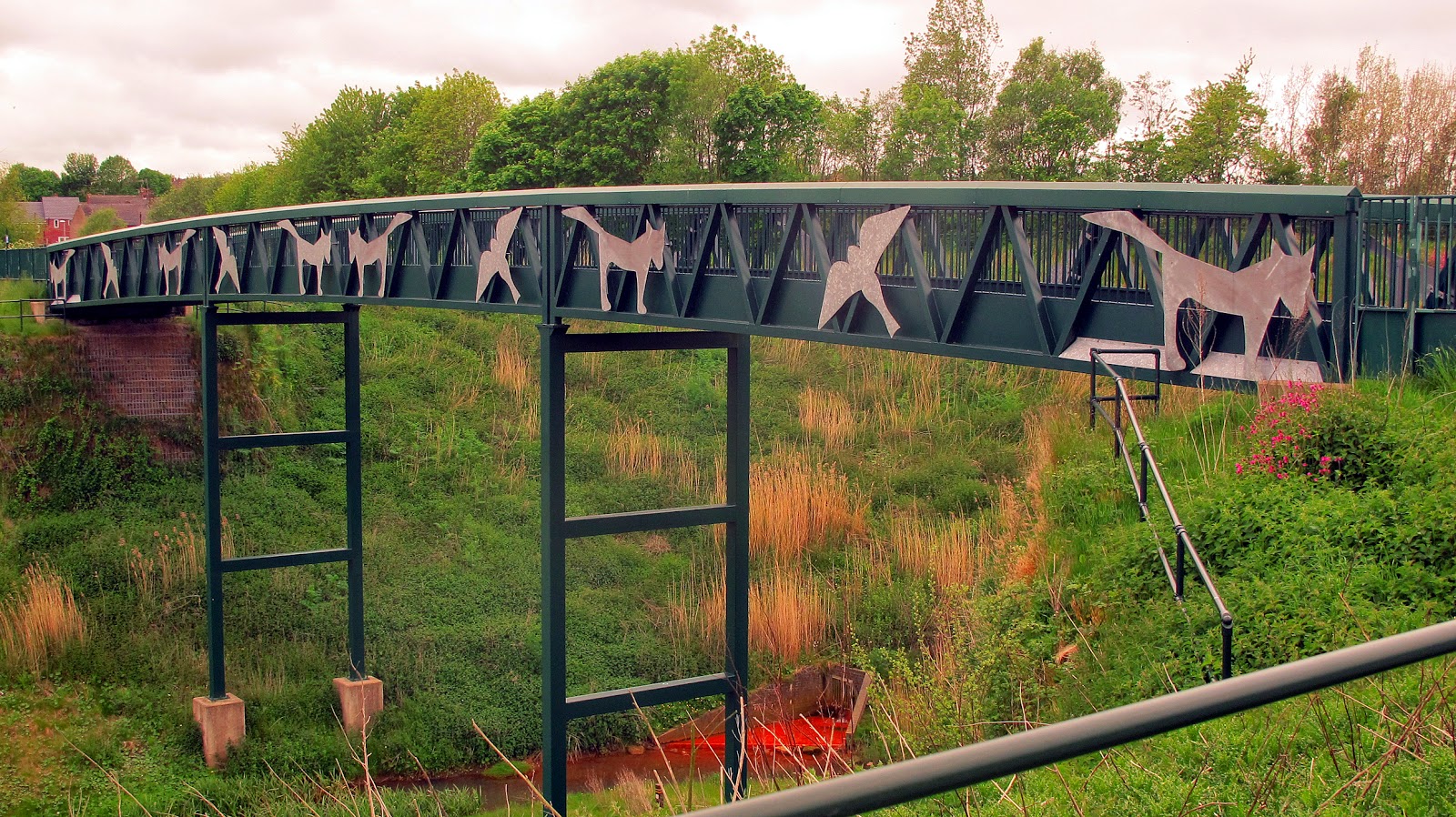 Two Wheels and a Camera: Biddulph Valley Way
