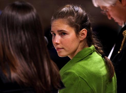 Hello USA: christa worthington