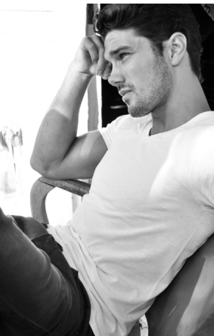 Eyecons: MODEL MONDAY: RYAN PAEVY