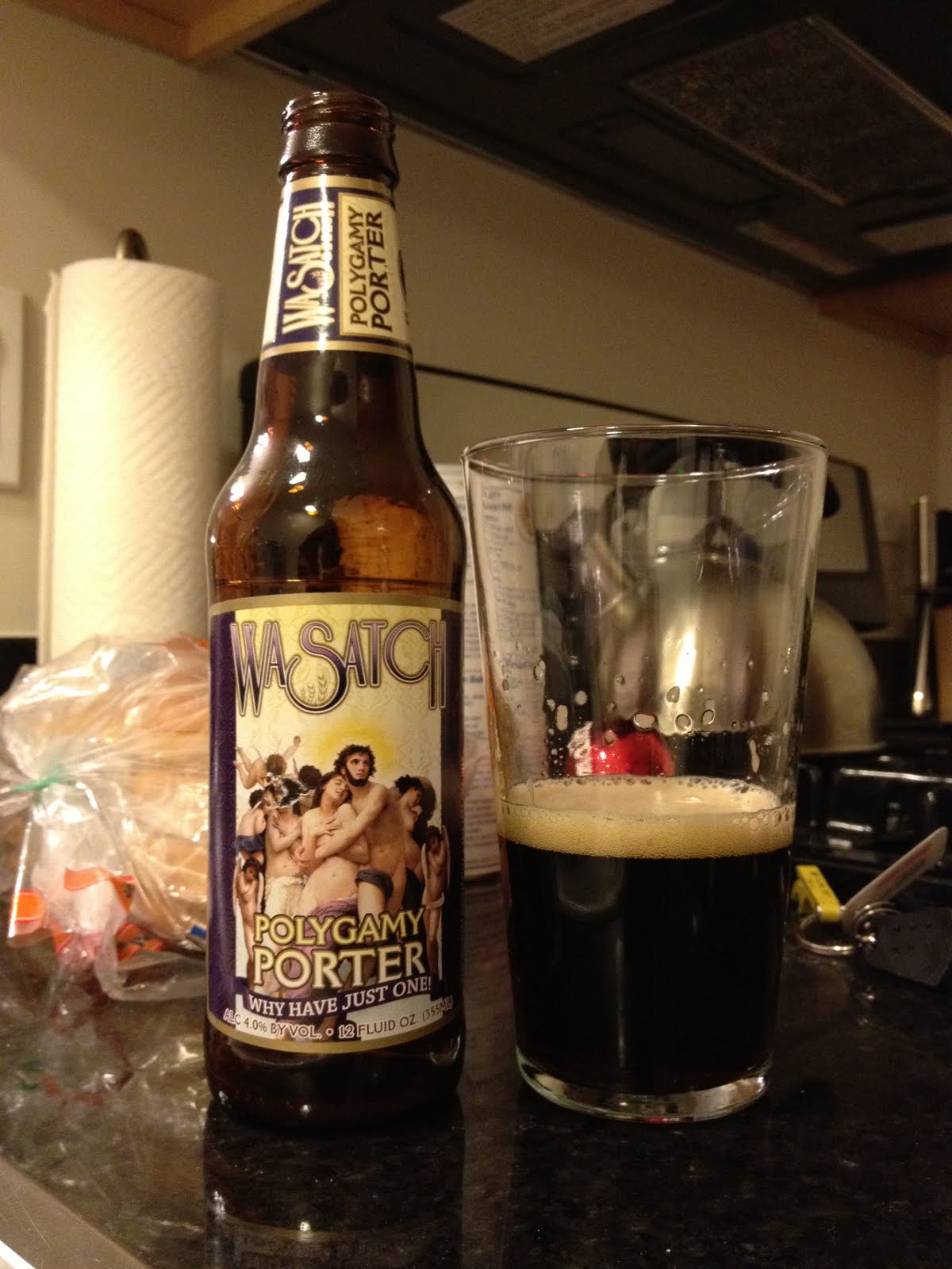 SaBEERmetrics: Beer Review: Wasatch Polygamy Porter