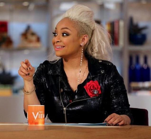 Mundo dos Famosos: Biografia de Raven-Symoné - Raven Baxter